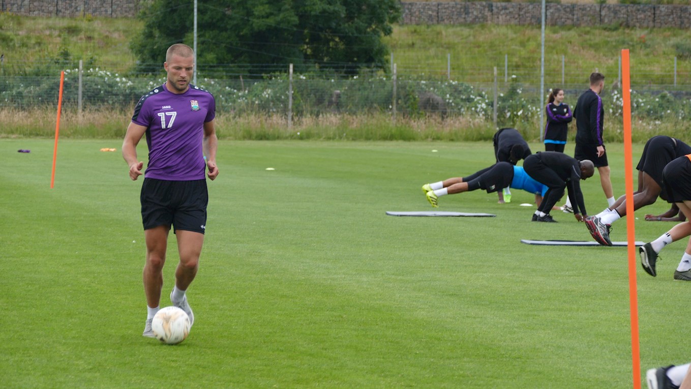 Transfer | Luke Coulson departs for Ebbsfleet - Barnet Football Club